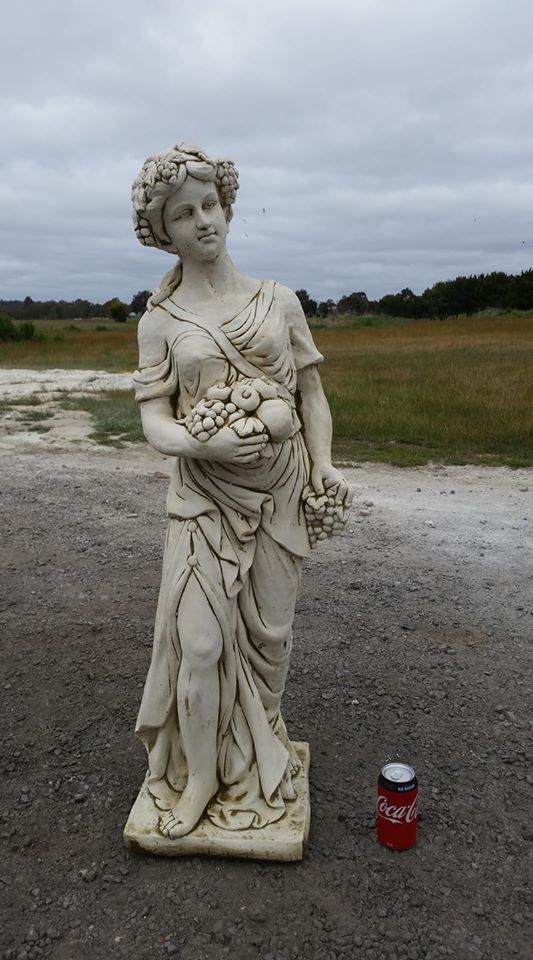 43311674_2050184878626956_8736729285617778688_n_1024x1024.jpg?v=1550193332